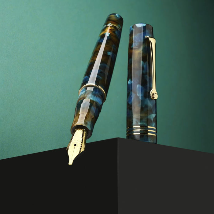 Leonardo Momento Zero Pausilya Fountain Pen – Gold Trim