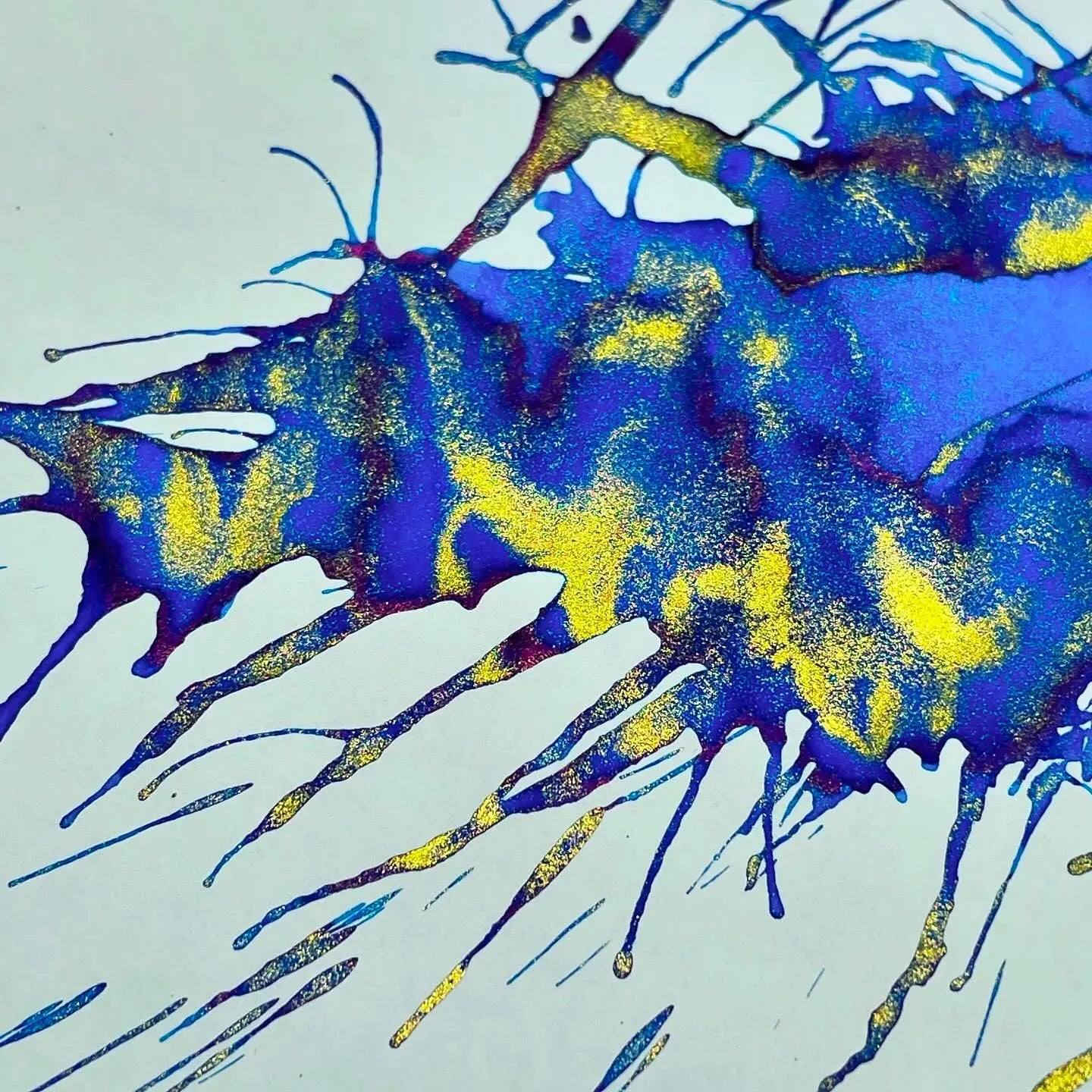 Pelikan Edelstein Ink Bottle - Golden Lapis - Ink Of The Year 2024