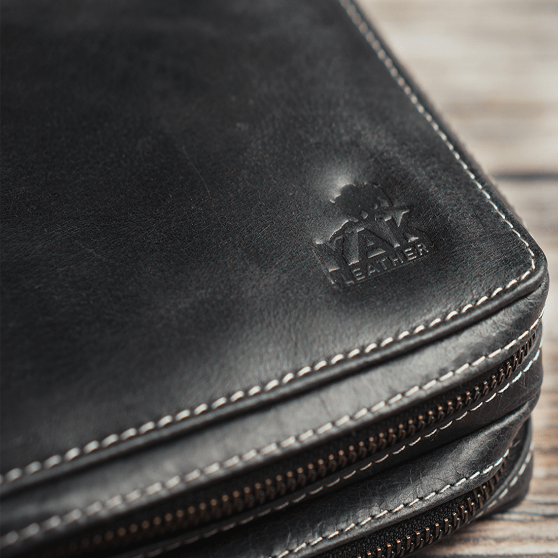 Yak Leather 26 Double Sided Zipped Pen Holder - Black