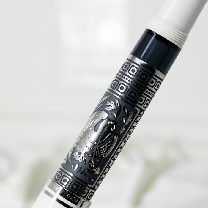 Pelikan Toledo Fountain Pen - M910 White (Special Edition)