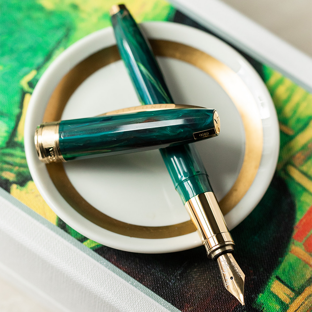 Visconti Van Gogh Fountain Pen - The Impressionist Novel Reader - Pen ...